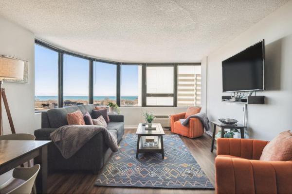 Downtown Lake Views, Mich Ave, Museums 2bd- 2ba #10 - Chicago