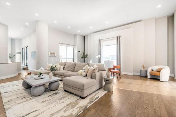 Downtown Penthouse Lake Views Gym, Parking #1 - Chinatown - Chicago