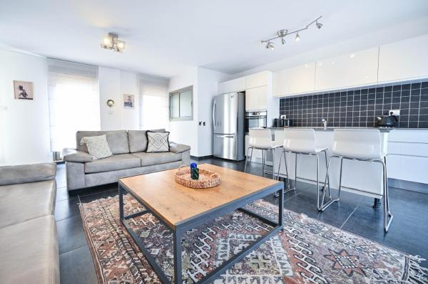 Ha Mesilla - Modern Collection - By Homy - Tel Aviv