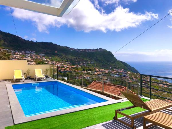 Casa Bela Vista, Swimming Pool And Sea View - Calheta