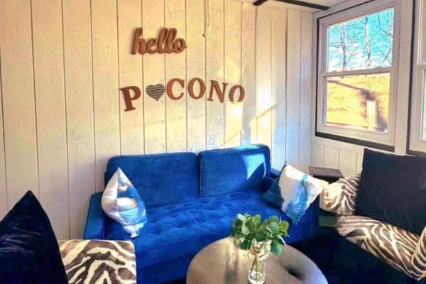 Private Hot Tub + Lake Access: Poconos Escape! - Tobyhanna, PA