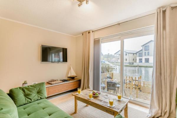 2 Bed In Hoveton Oc-w33854 - Wroxham