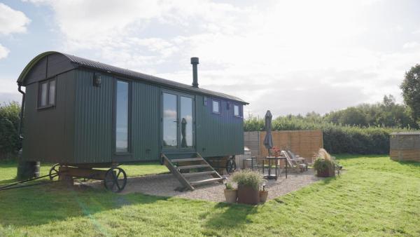 West Meadow Cabins - Honiton