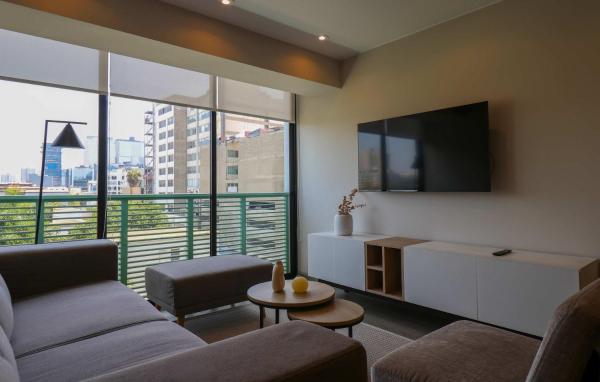 Plaza Stays 2br With Balcony In San Isidro By Wynwood House - Lima