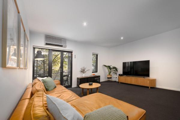 Boutique On Southbank - Free Parking, Gym & Pool - Williamstown