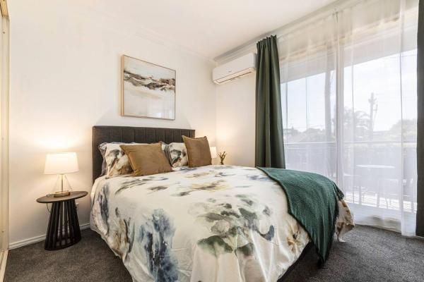 Windsor Base - Steps To Shopping, Dining & Nightlife - St Kilda