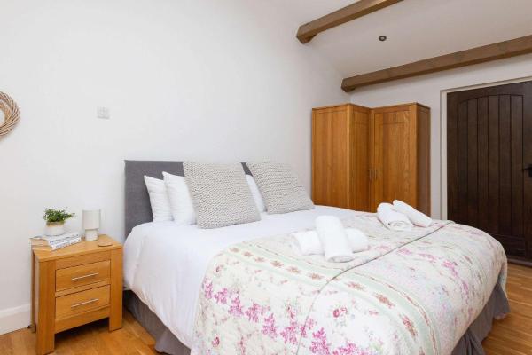 Buttercup - Super King Ensuite Room In Sidlesham - Chichester