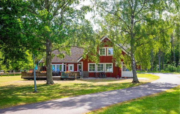 Lovely Home In Byxelkrok With Sauna - Öland