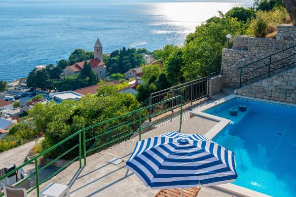 Brela Seaview Apartment With Swimming Pool & Parking - Brela