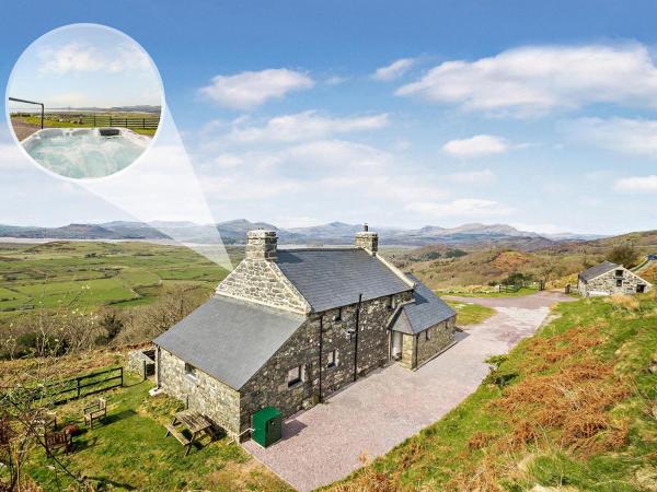 6 Bed In Harlech Oc-91546 - Porthmadog