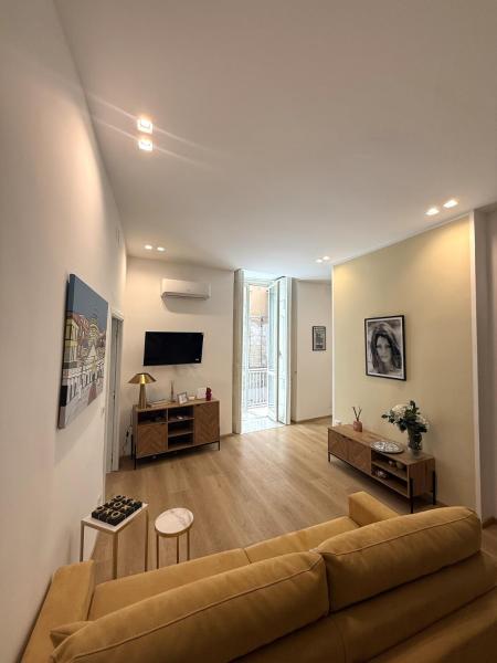 Intostreet Holiday Home - Neapol