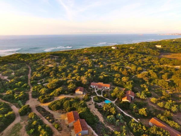Residence Surrounded By Greenery With Swimming Pool In Badesi Just 300 Meters From The Sea - Sardinien