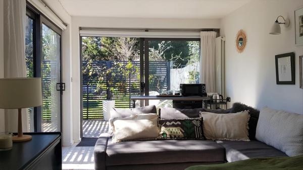 Beautiful Self Contained Studio In London - Barnes