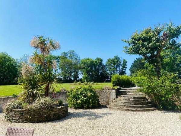 Jacobean Farmhouse, Sleep 10 Guests, Pet Friendly - St Mawes