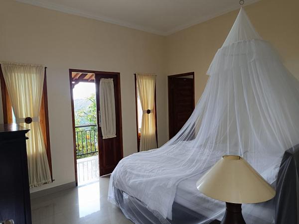 Taman Sari Homestay - Munduk