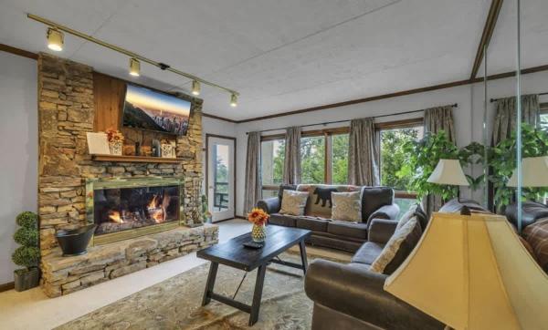 Misty Mountain Condo By Beyond Expectations- 3br Retreat With Scenic Views, Sleeps 8 & Near Ober Mountain - Gatlinburg, TN