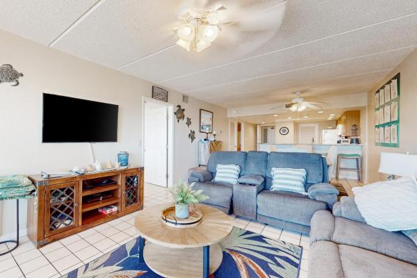 Oceanfront 1st-floor Condo On Spi: Patio & Pool - South Padre Island