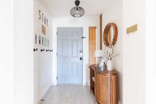 Flower Street House Pool, Spa, Golf! - San Tan Valley, AZ