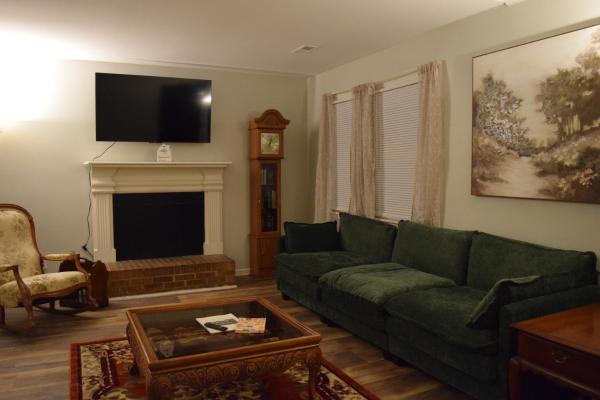 Mint Hill Mystery Manor - University City Boulevard – Charlotte