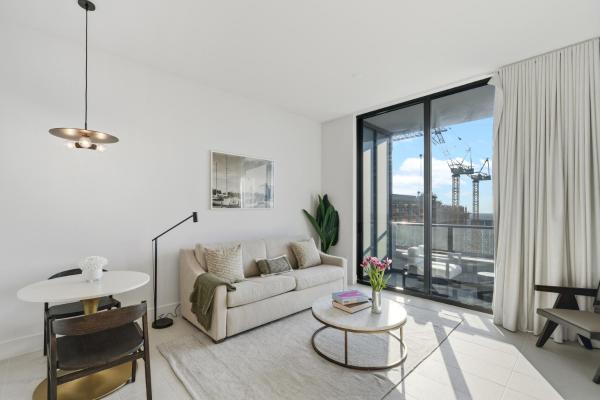 High-floor Luxury Condo At Gale Hotel - Miami