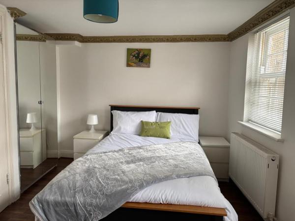 Flat B2 - One Bedroom Apartment - 서비톤