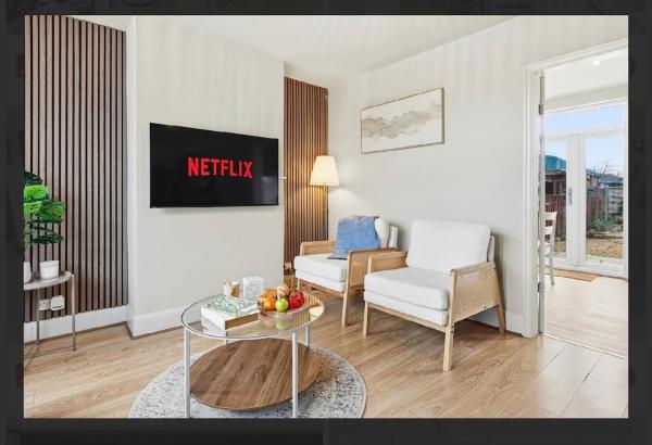 Modern 3br Near Manchester Free Parking Long Stays Welcome - Manchester