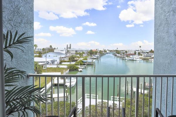 303 - Skyline - The Perky Pelican - Madeira Beach, FL