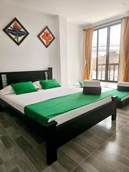 Zavara Hostal - Pueblo Tapao, 321-609-4407 - Montenegro