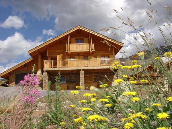 Madame Vacances Les Chalets De L'altiport - Villard-Reculas