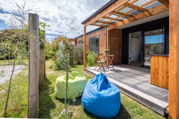 Pohara Beach Pukeko Studio - Tākaka