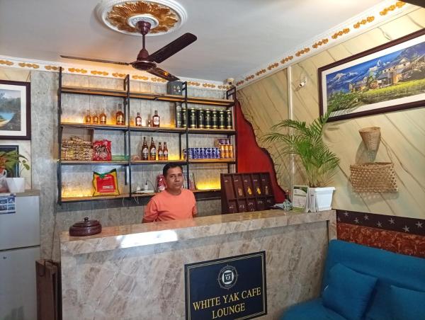 Hotel White Yak Pokhara - Pokhara
