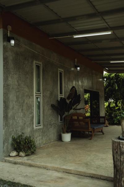 บ้านมนต์รักเชียงดาว - Thailand