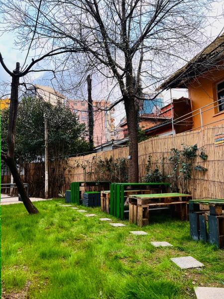 Green Door Hostel - Albania