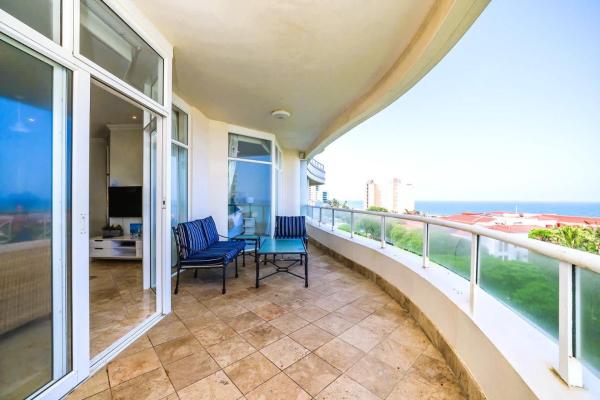 Oyster Schelles 303 - uMhlanga