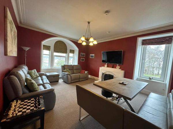 Period House Auldcastle Road Crown - Loch Ness