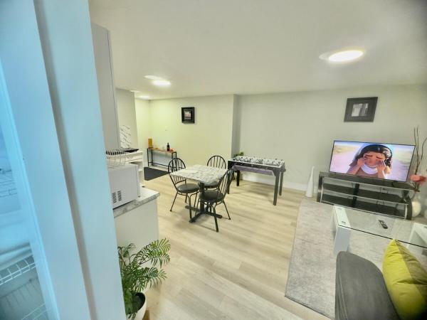 Airport Haven Getaway - Moncton