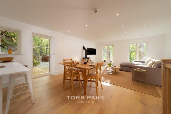 Watersmeet Edge, Terrace, 2br And 2ba, River Views, Parking - Lynmouth