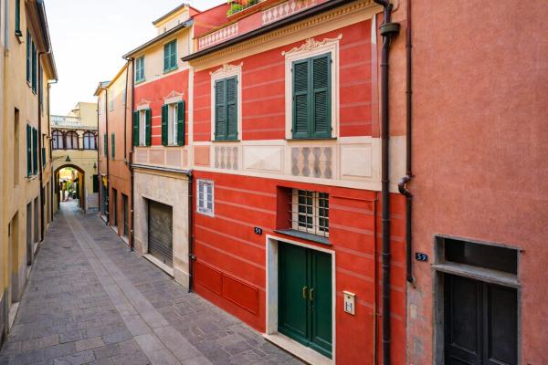 Angolo Di Spotorno - In The Heart Of The Old Town - Noli