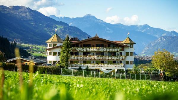Hotel Magdalena Im Zillertal - Urlaub Mit Hund - Gerlos