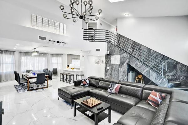 Ultra-luxury 5br Villa Heated Pool Near Beach - Miramar, FL