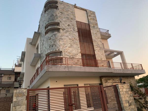It City Comfort Homestay - Mohali - Sahibzada Ajit Singh Nagar