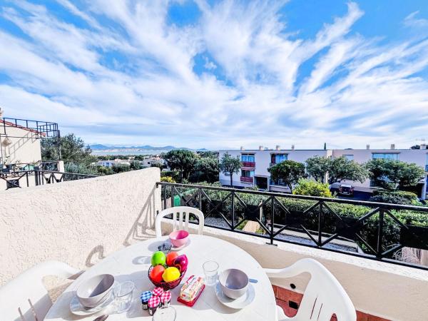 Apartment Le Millmer By Interhome - Saint-Aygulf