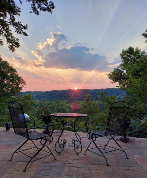 St. Croix Valley Inn - Taylors Falls, MN
