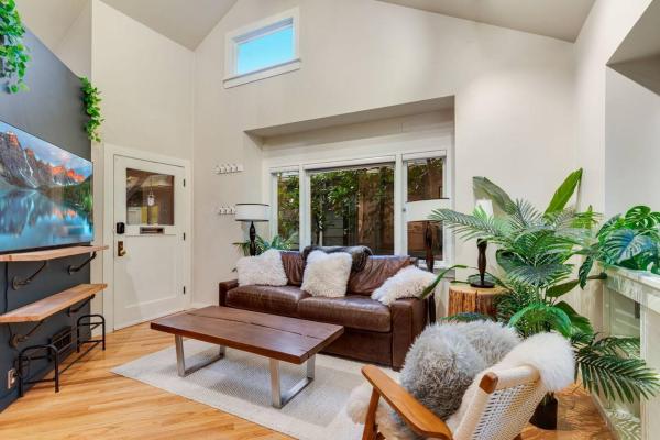 Capitol Hill Urban Oasis - Washington