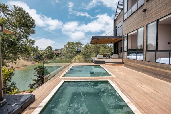 Luxury Villa In Guatapé | Pool And Lake - Guatapé