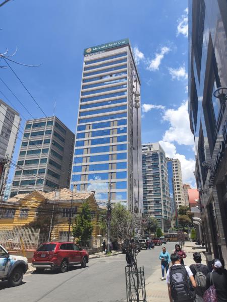 Departamento De Lujo 2d Av Arce - La Paz