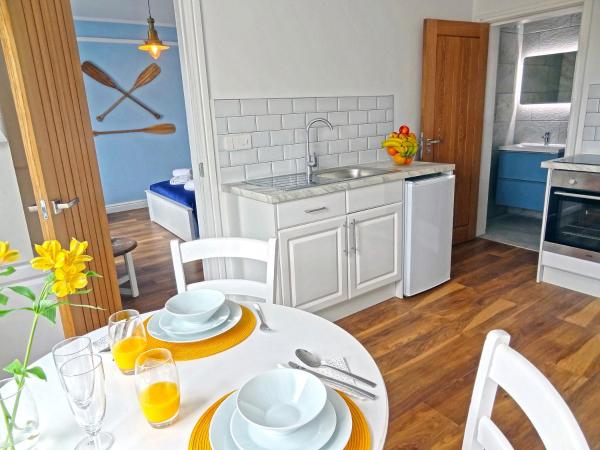 Nautical - Uk2776 - Llandudno