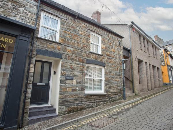Castle Cottage - Aberporth