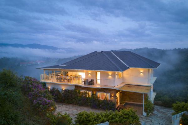 Munnar Ice Pellets Resort With Pool By Voye Homes - Idukki