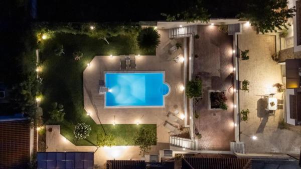 Artemis Riviera Near Athen's Airport By Sem - Athens Airport Eleftherios Venizelos (ATH)